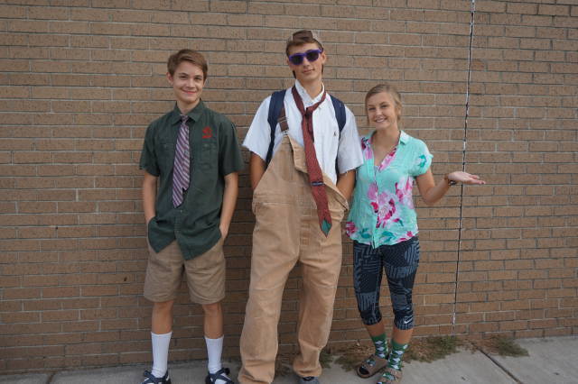 SCHS Homecoming: Tacky Tuesday | Star City Schools